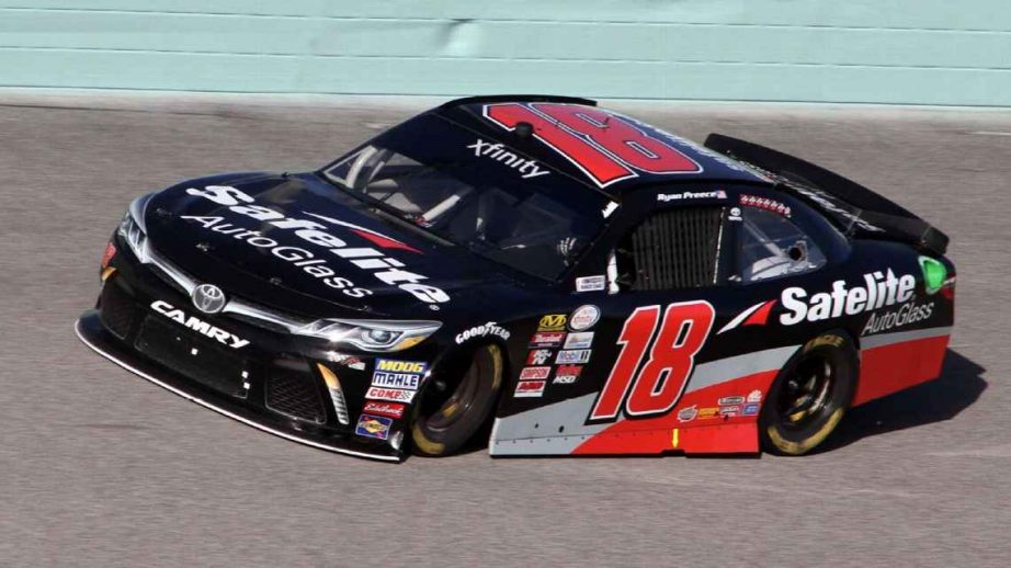 2017 XFINITY Series Paint Schemes - Team #18 - Jayski's NASCAR Silly ...