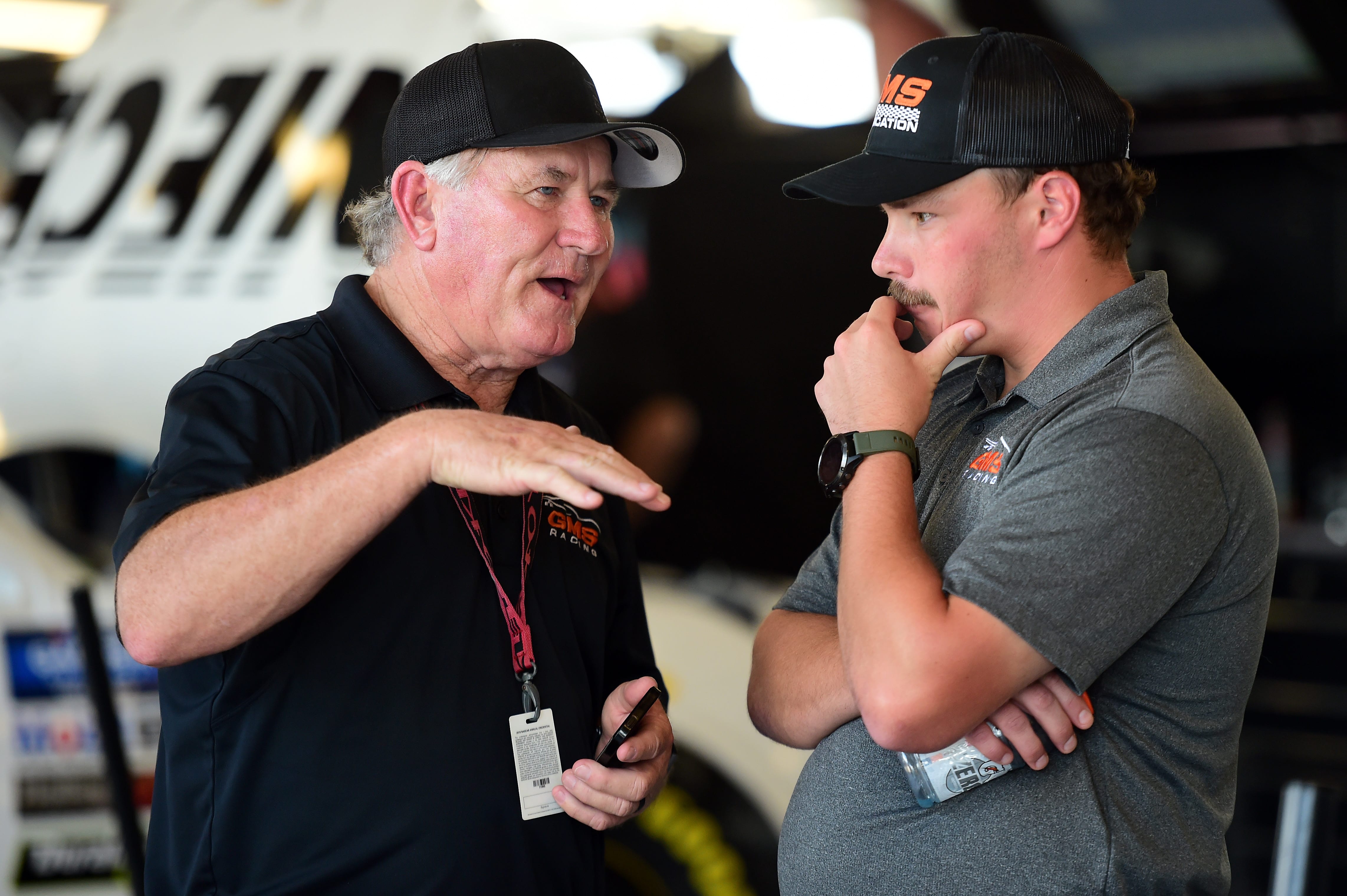 New crew chief for Moffitt in 2020 as Baxter departs team - Jayski's ...