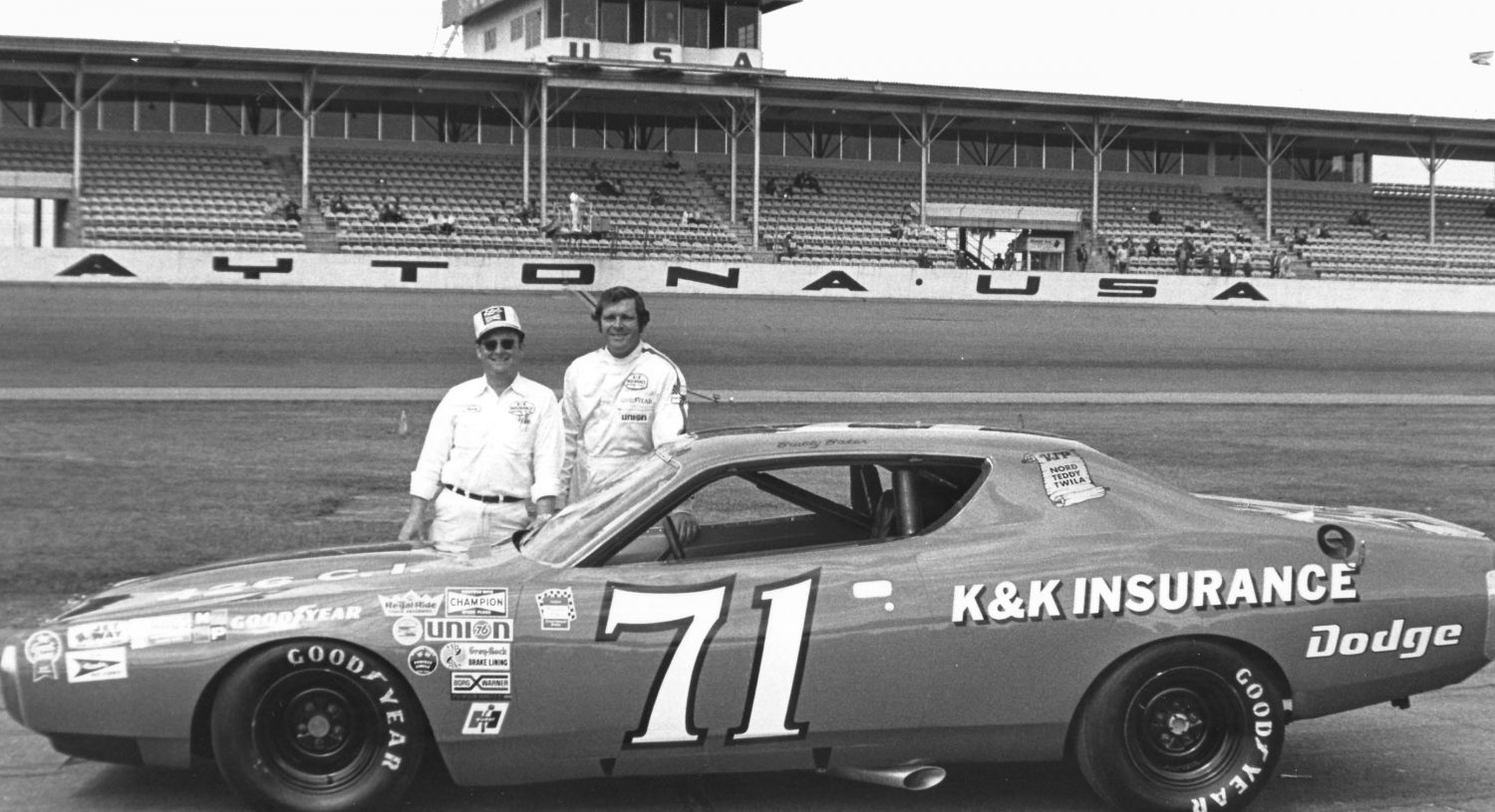 Harry Hyde Honored with 2021 Wood Brothers Award of Excellence - Jayski ...