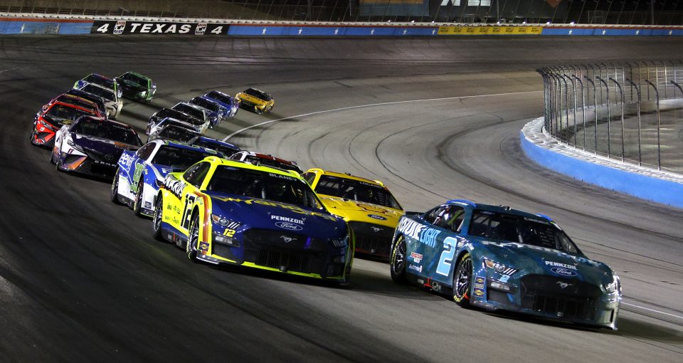 Cup stars highlight Trackside Live driver lineup at Texas - Jayski's ...