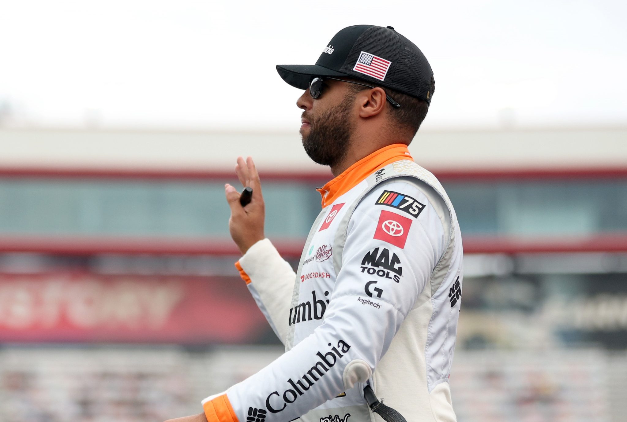 Martin Truex Jr., Bubba Wallace survive Round of 16 - Jayski's NASCAR ...