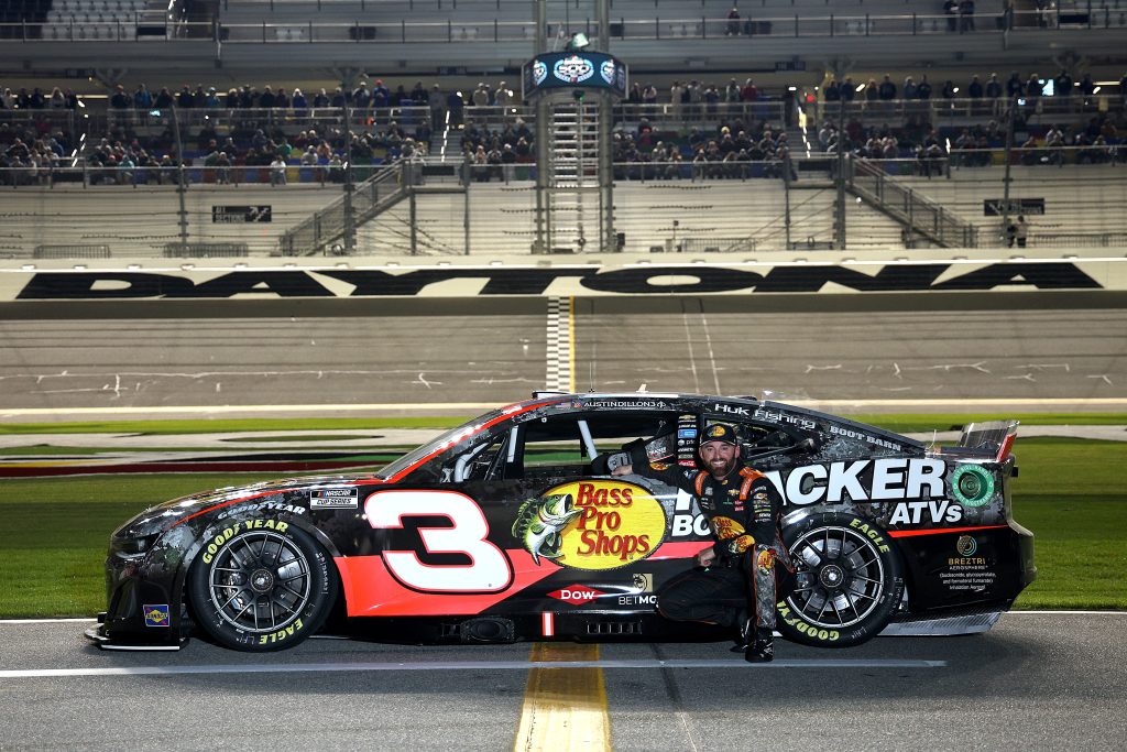 2024 Daytona 500 at Daytona International Raceway Driver and Car Shots ...