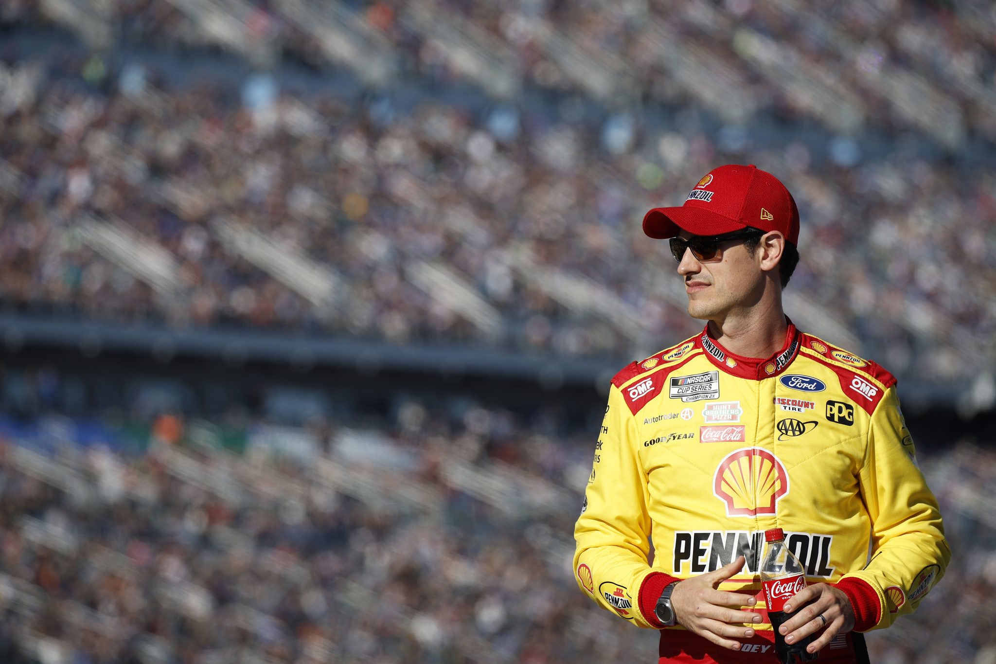 Joey Logano leads the most laps in Daytona 500, wrecks out late ...