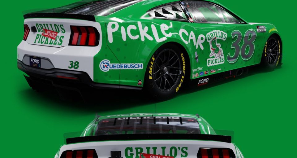 Grillo's Pickles partners with Todd Gilliland at New Hampshire - Jayski ...