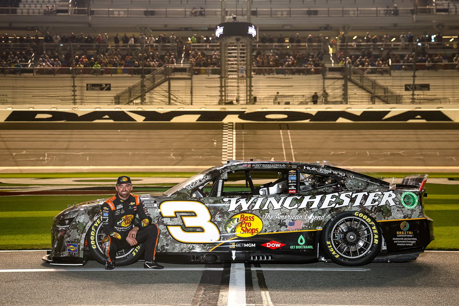 2025 Daytona 500 at Daytona International Speedway Drivers and Cars ...