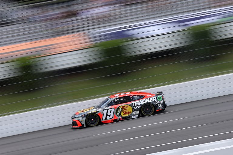 2025 NASCAR Cup Series #19 Joe Gibbs Racing paint schemes - Jayski's ...